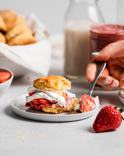 Flaky Flaxseed Biscuits - Manitoba Flax