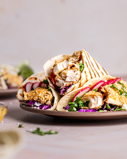 Quick and Crispy Flaxseed Fish Tacos - Manitoba Flax Seed Milling ...